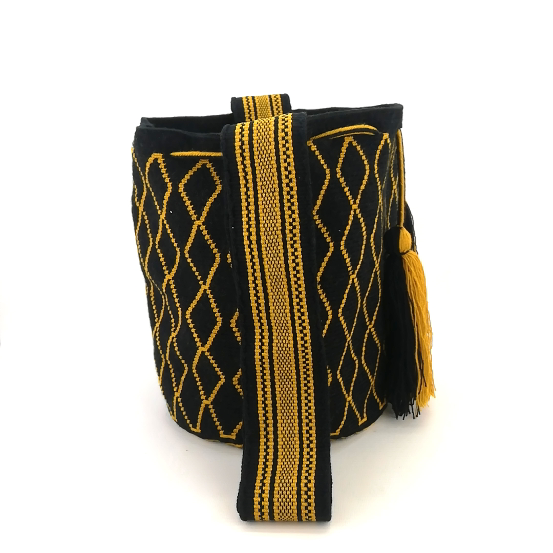 Wayuu Bag – Premium 1T – Design – Large – CDA0051 – ENMW Wayuu Bag – Premium 1T – Design – Large – CDA0051 – ENMW